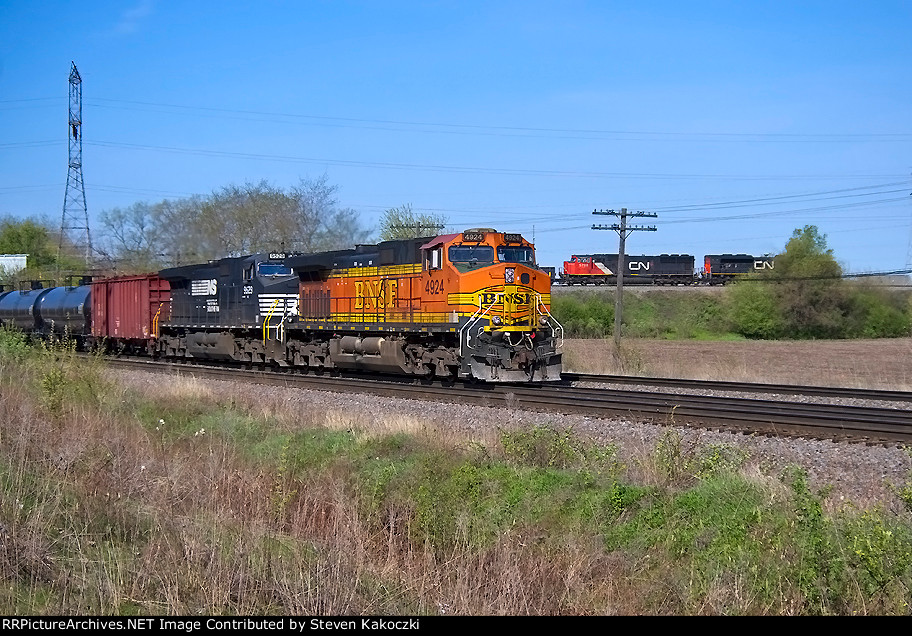 BNSF & CN At East Eola, IL
